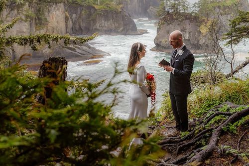 35 Totally Different Micro Wedding Ceremony Ideas | microWED collective